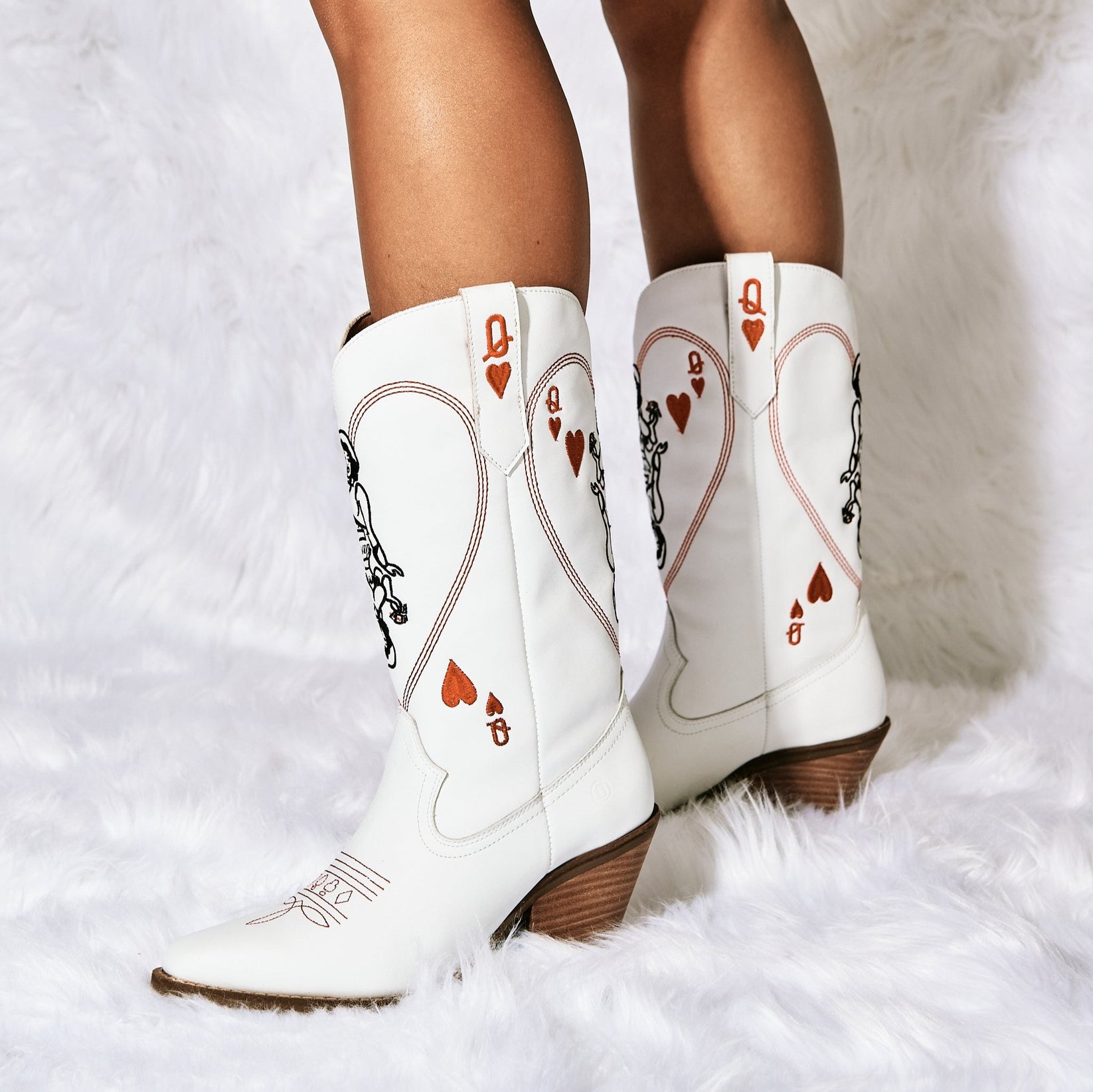 QUEEN A HEARTS LEATHER BOOT – Dingo1969