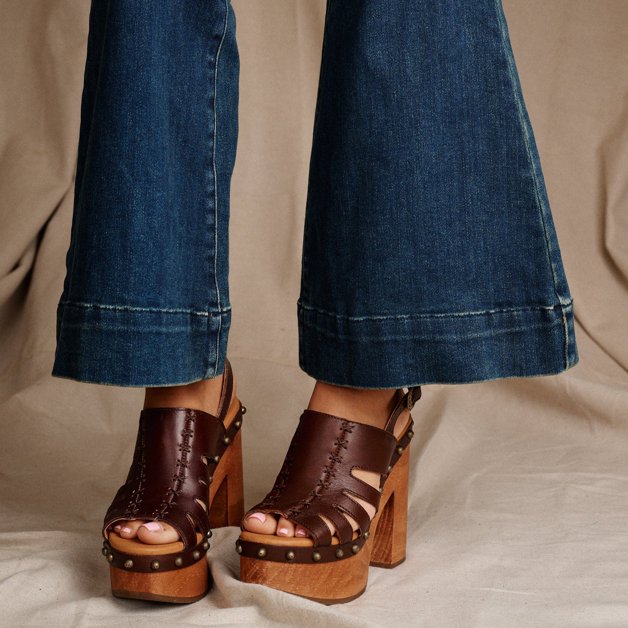 GEMA WOODEN SANDAL – Dingo1969